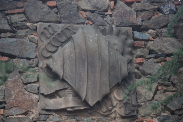 ¿Sabes qué? Los números en latín de Bellesguard - Obra Modernista de ...